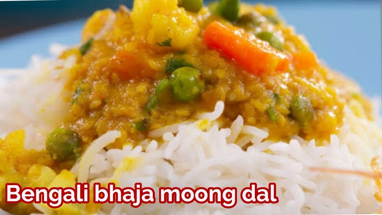 Bhaja Moong Dal Shobji diye | Bengali Moong Dal with cauliflower and ...