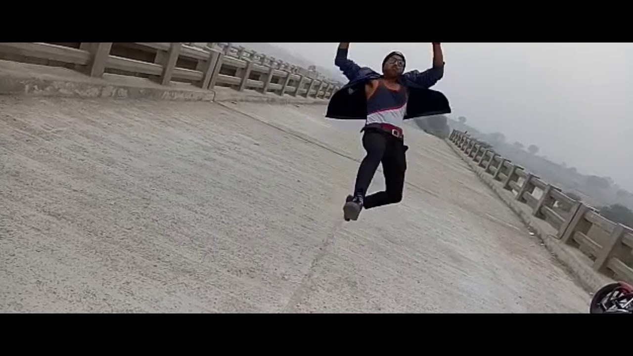 tiger sheroff / FLYING kick by B@B@ - YouTube