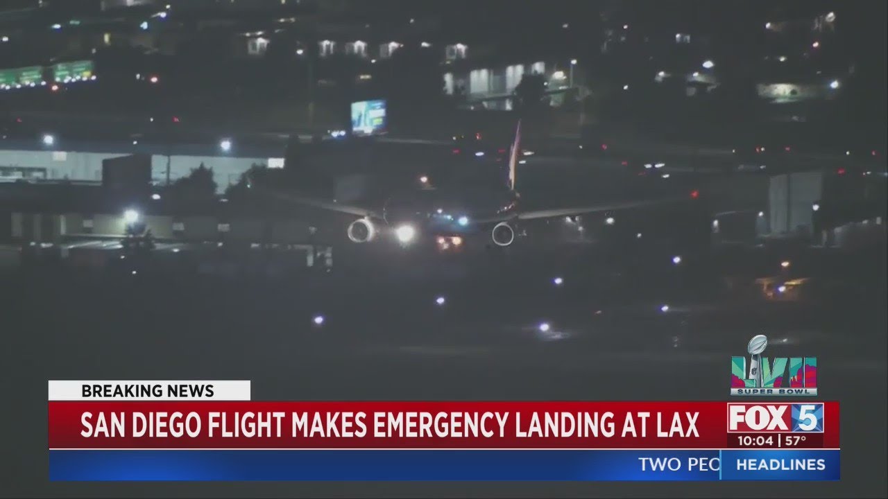 SD Flight Makes Emergency Landing At LAX - YouTube