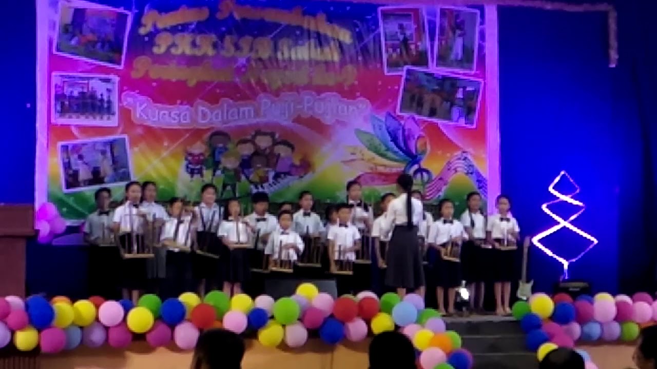 TEAM ANGKLUNG:Persembahan khas Pentas Persembahan PKK - YouTube