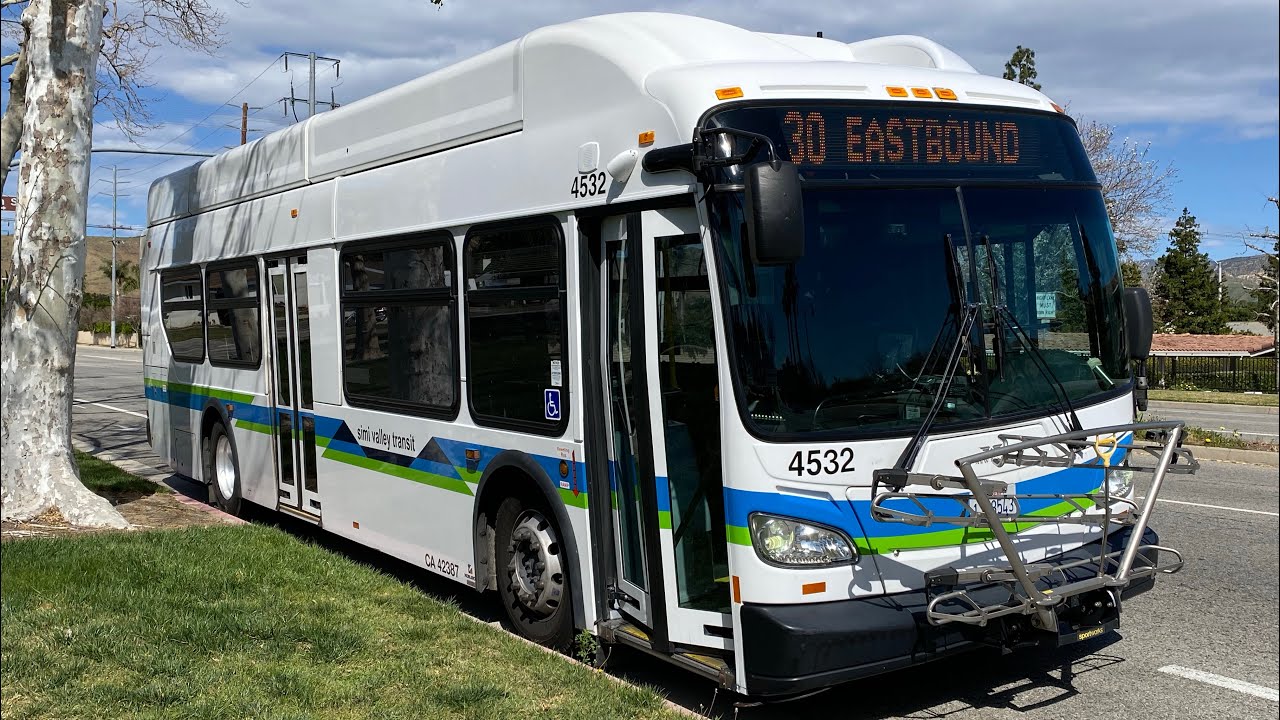 Simi Valley Transit 2014 New Flyer XN35 #4532 - YouTube