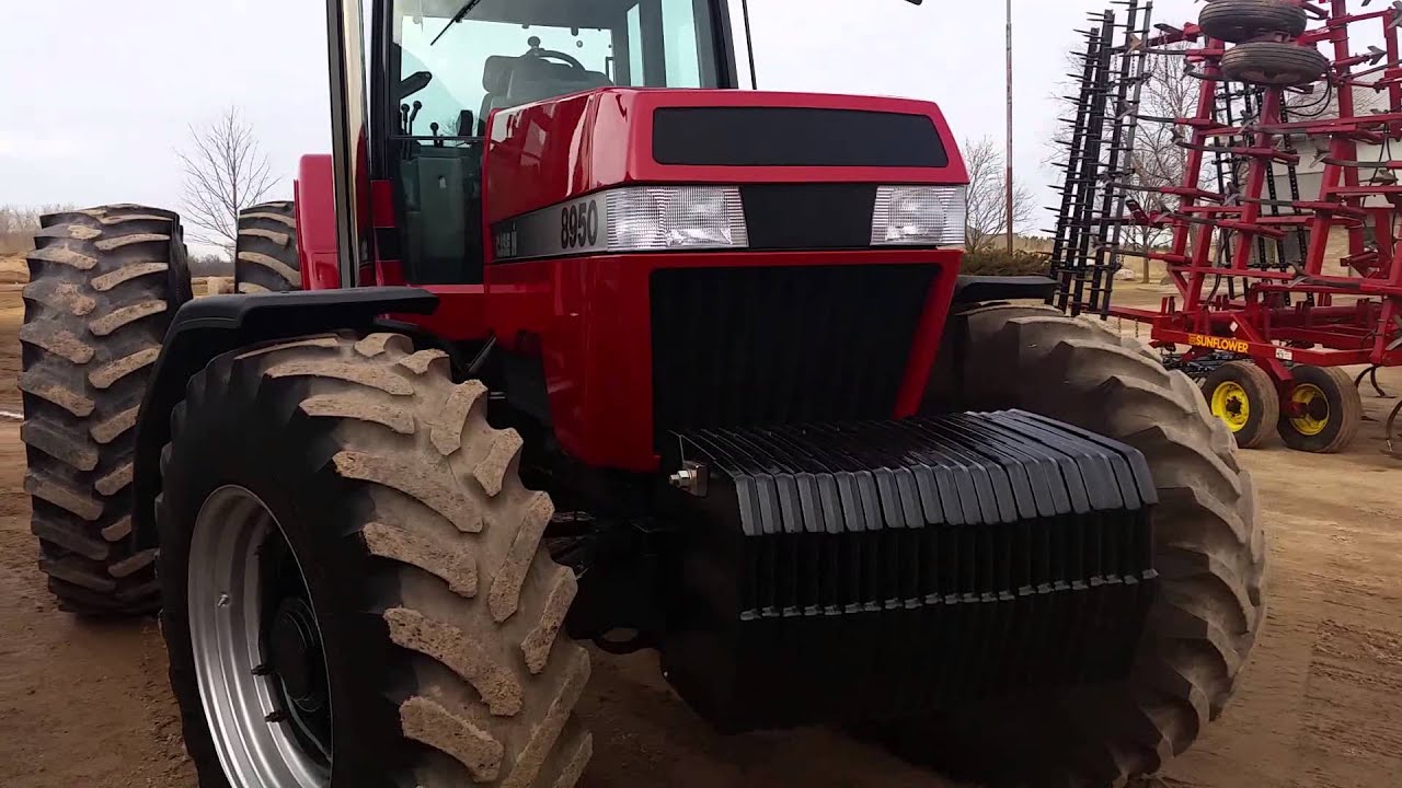 Case-IH 8950 Magnum to be Sold at Auction - YouTube