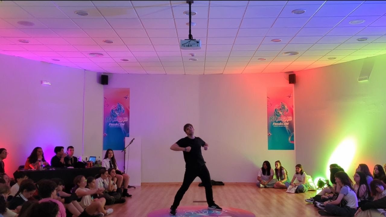 GOLDEN REMIX (Seven, 3D & Standing Next to You by Jung Kook) - Smooth Walker [Dance Cover] - YouTube