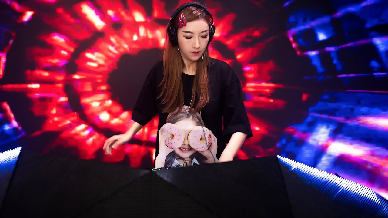 DJ DEXTER《抖音火紅泰國神曲》『泰語童聲 - ให้เคอรี่มาส่งได้บ่ X 泰國歌 - Wip Wup X Pure ...