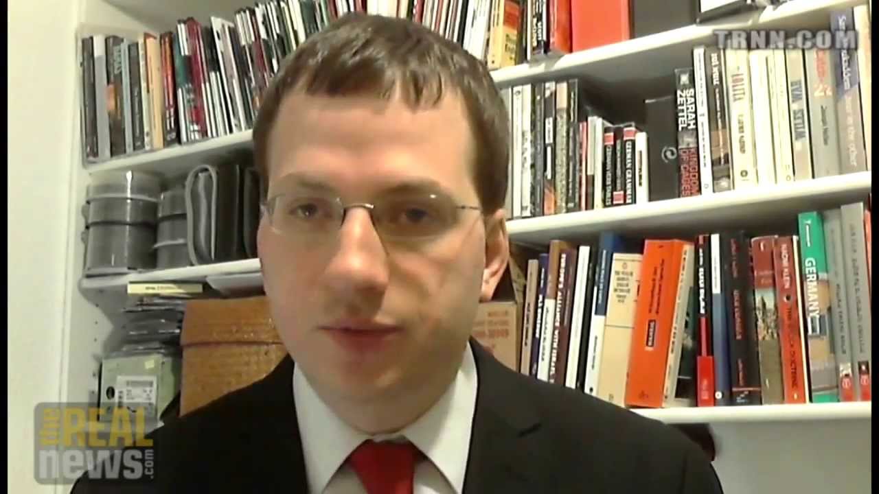 Shir Hever: Syria Crisis Serves Fear Mongering Inside Israel - YouTube