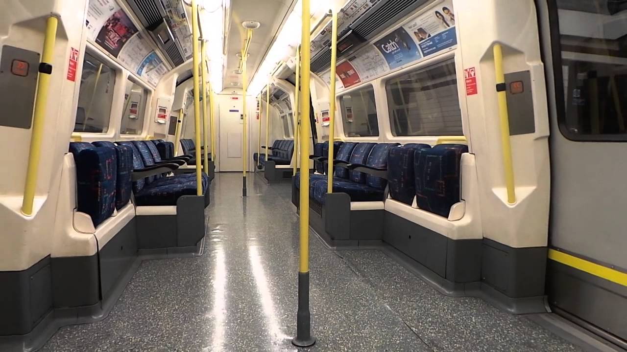 London Underground Northern Line (51553): Camden Town - Archway - YouTube