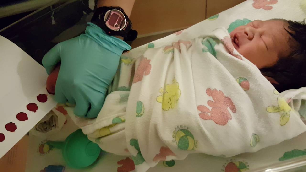 Baby Zane Alexander getting first blood drawn at the hospital - YouTube