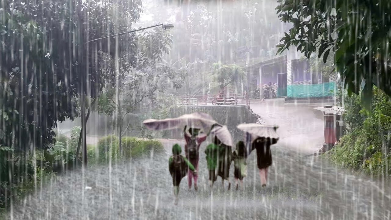 [4K] Rainy Season in Rural Java Center | refreshing walk in the Heavy ...