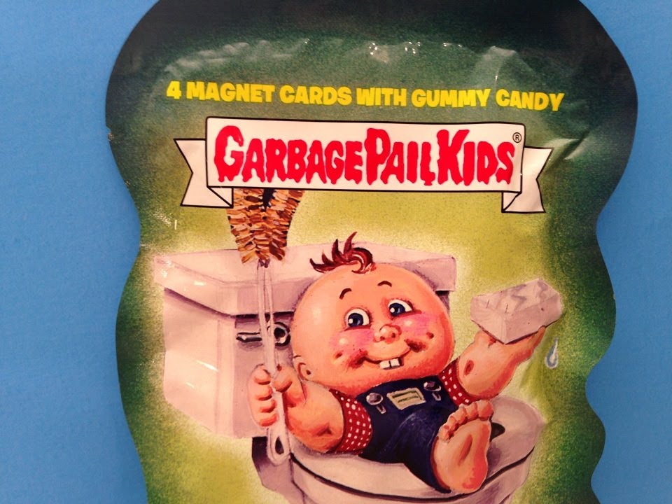 GARBAGE PAIL KIDS MAGNETS AND CANDY BLIND BAG/PACK OPENING AND FREE TOY ...