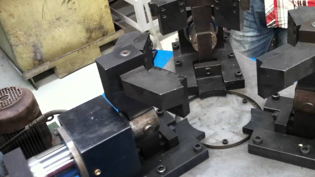 BCR MACHINE TOOLS, 9848293989 ,POWER OPERATED SELF CENTERING FIXTURE ...