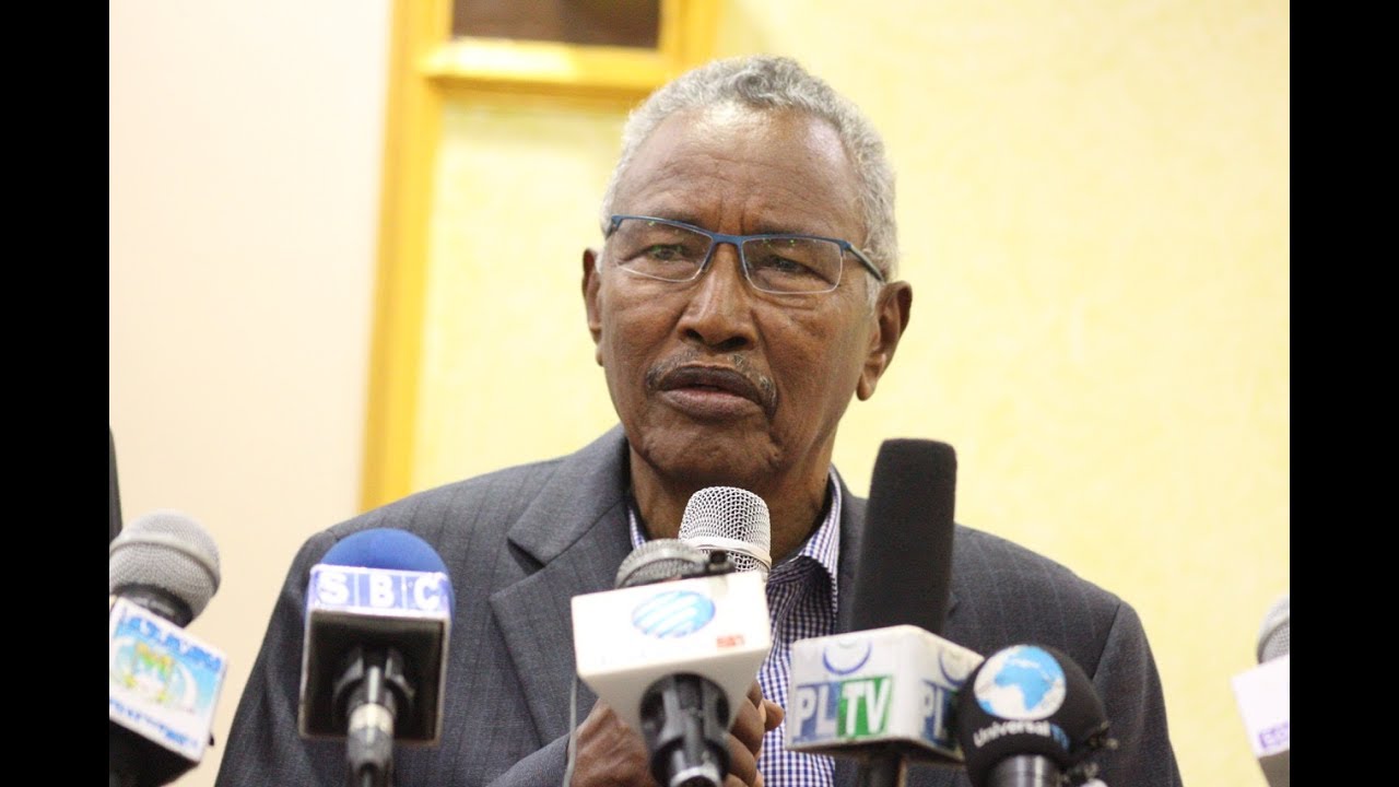 Faroole: Dastuurka Puntland Weligiis Waxba Laga Bedelin - YouTube