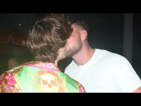 Bracy Hall kisses & Makes out with Harry Jowsey confirming they are ...