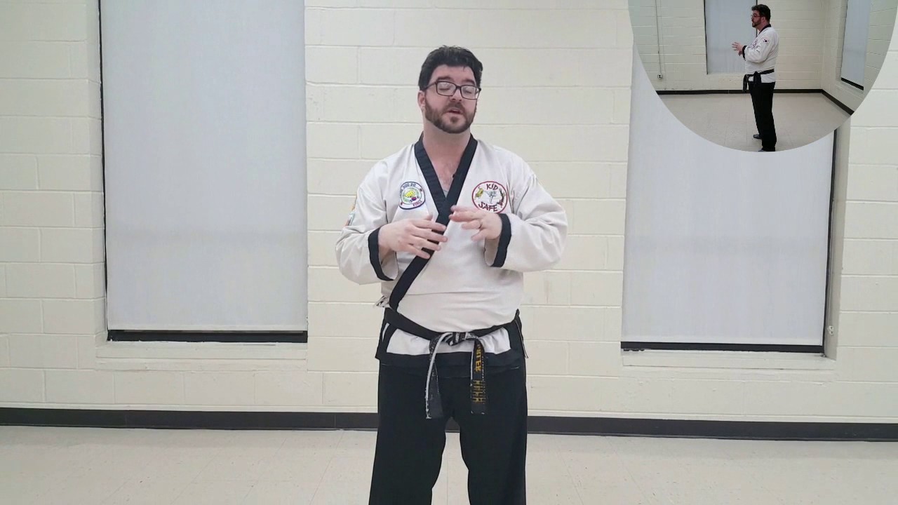 WHITE BELT PART 4 BLOCKS AND PUNCHES - YouTube