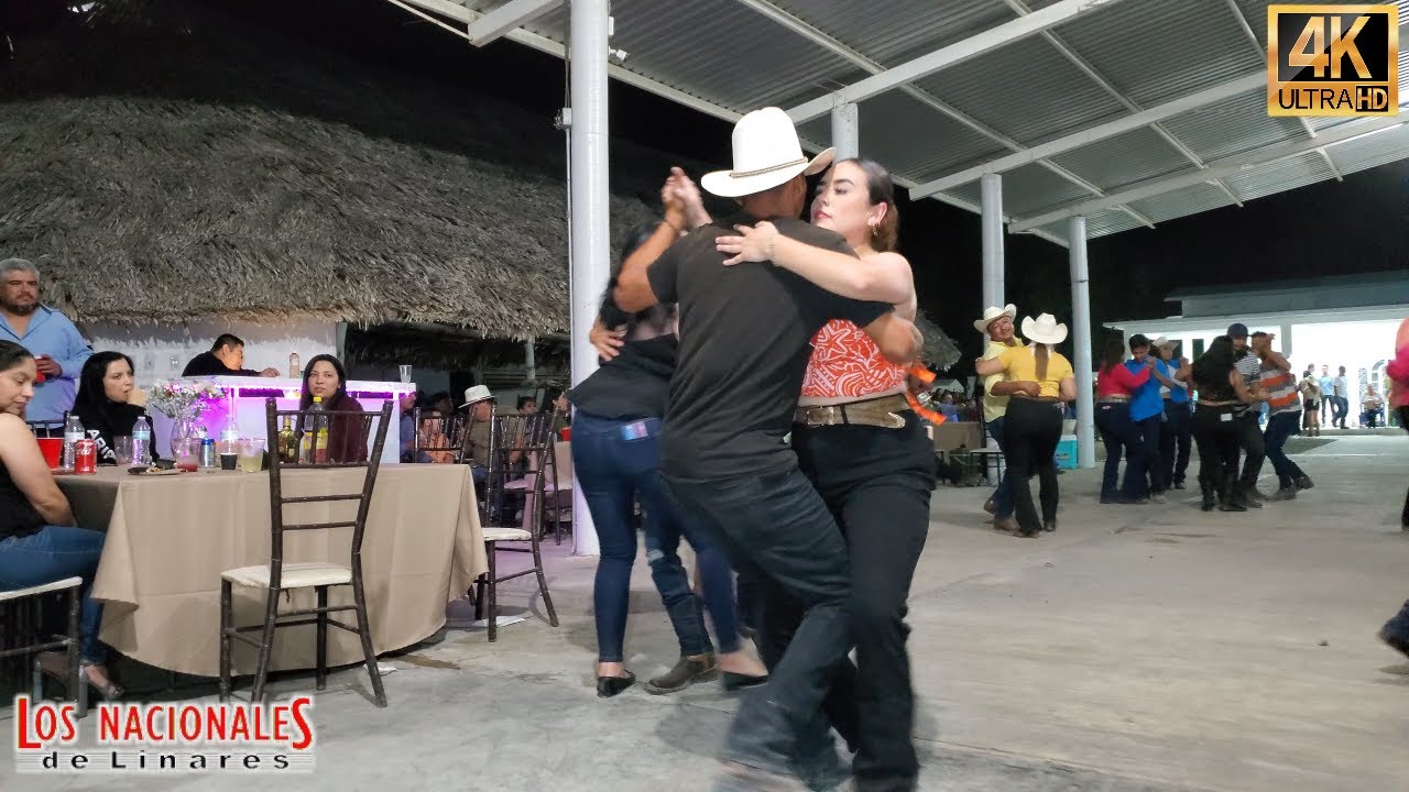 Redova, Chotis y Corrido con Los Nacionales de Linares en La Soledad de ...