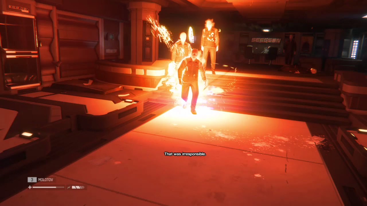 Playing with fire against Working Joe / Alien Isolation - YouTube