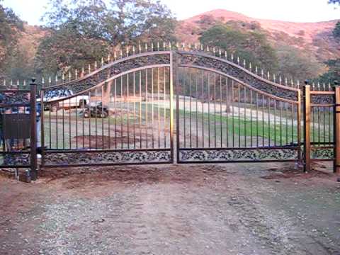 Double Swing Bell Curve Driveway Gate with Apollo 1650 operator package ...