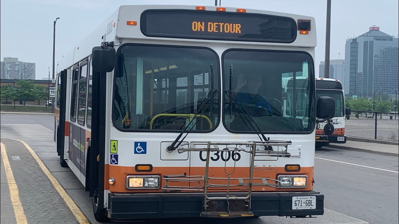 (RETIRED) MiWay 2003 New Flyer D40LF 0306 | 10 Bristol-Britannia - YouTube