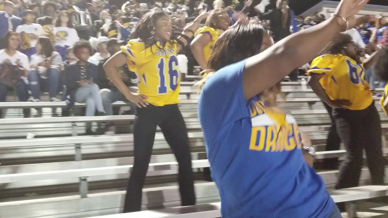 OSCAR SMITH HIGH SCHOOL Star Dancers 2018 - YouTube