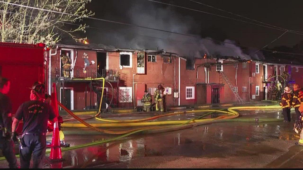 Massive fire breaks out at DeKalb County apartments - YouTube
