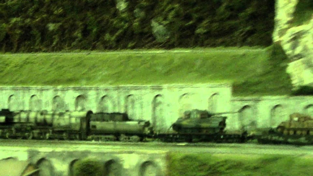 Borsig Br 53 Mallet fahrt mit militär zug - YouTube
