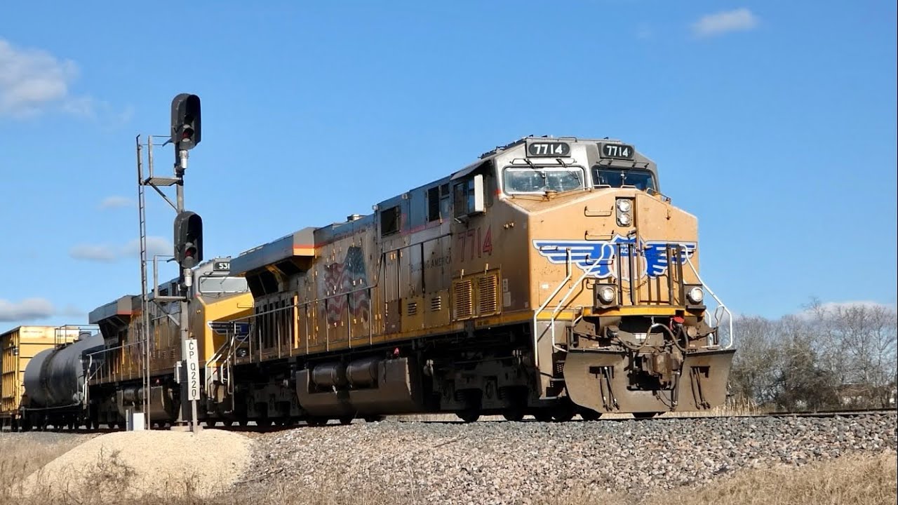UP 7714 Leads Southbound Mixed Freight Train In New Braunfels, TX on 2/11/24 - YouTube