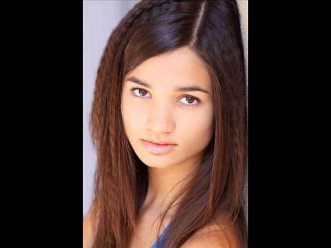 Some Old Photos Of Pia Mia - YouTube