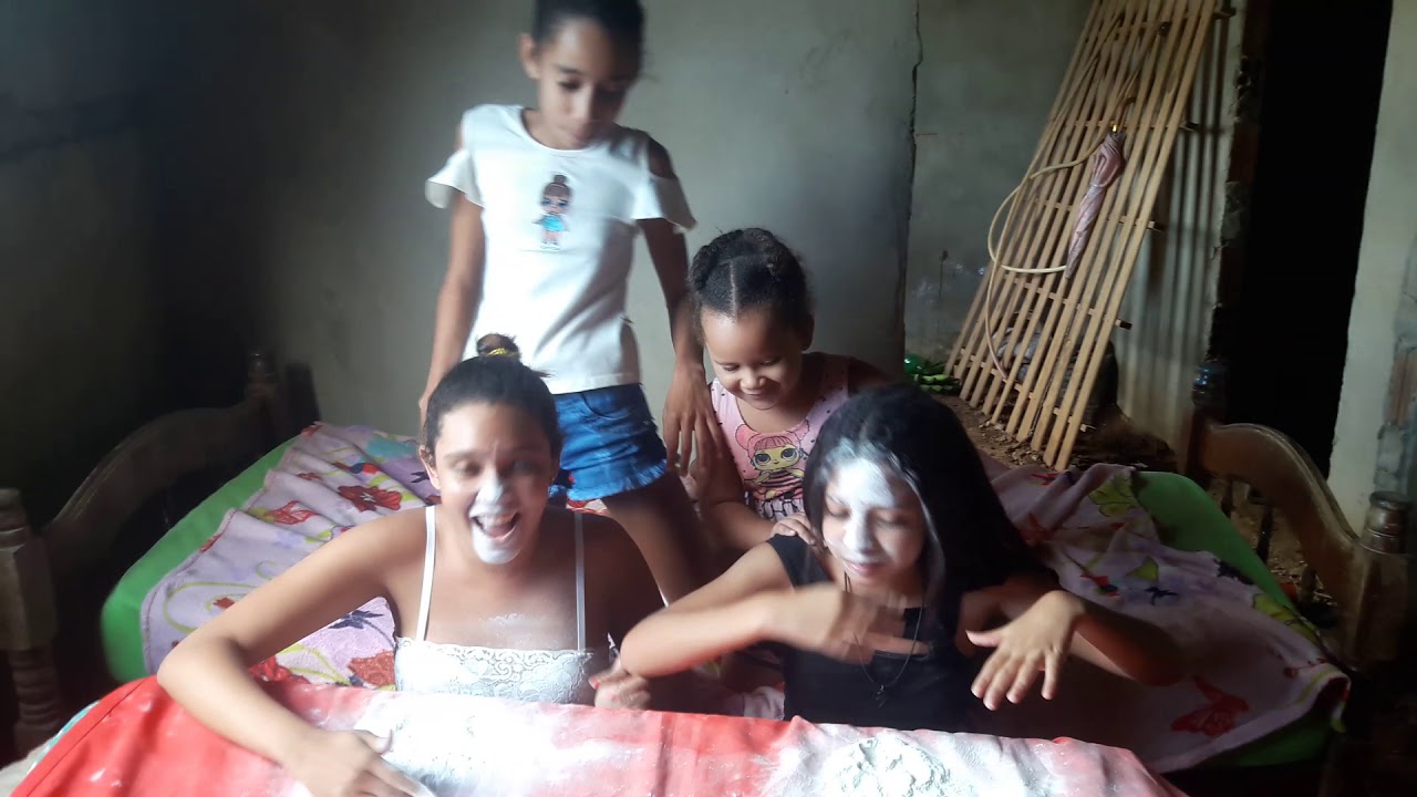 Brincando Com Minhas Irmãs Youtube