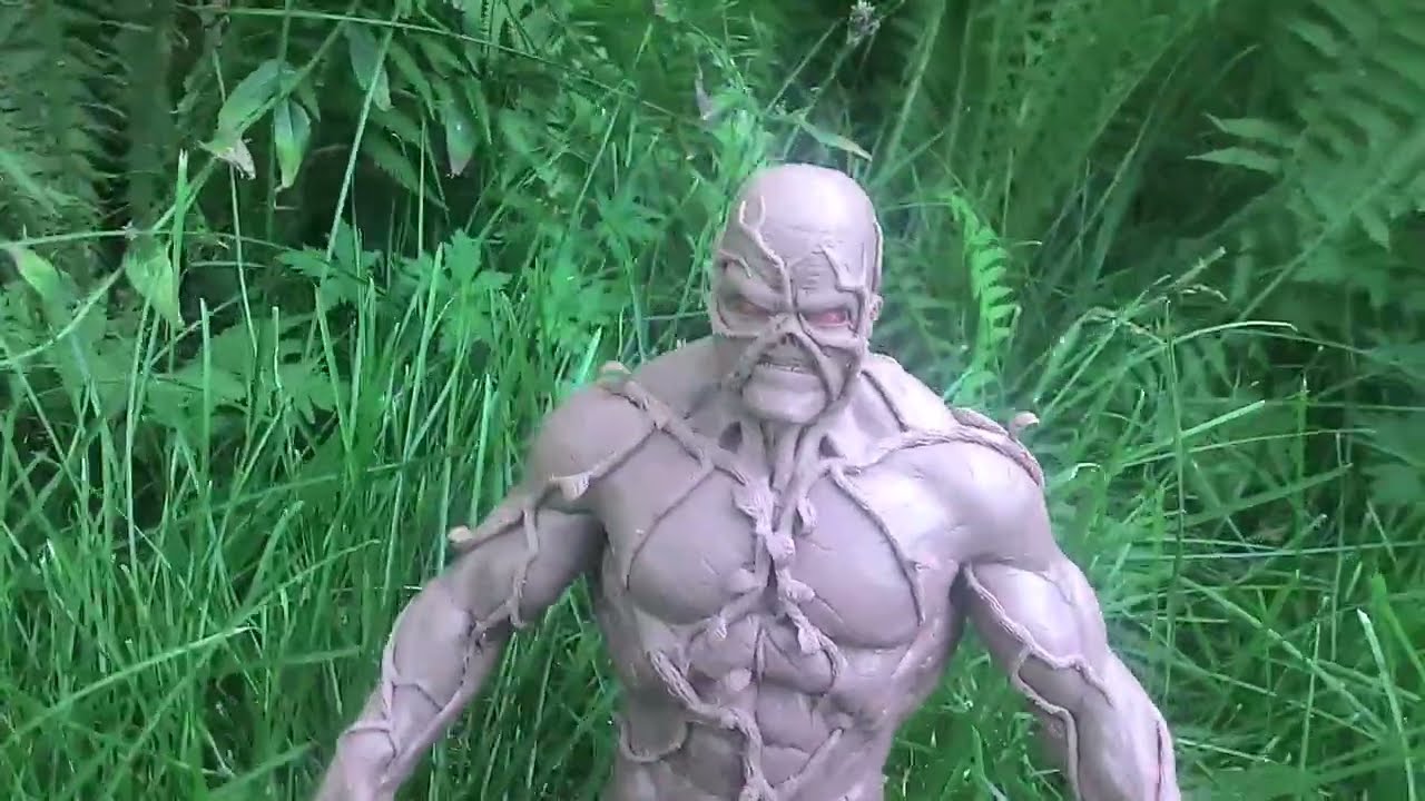 Swamp Thing Sculpting monster clay - YouTube