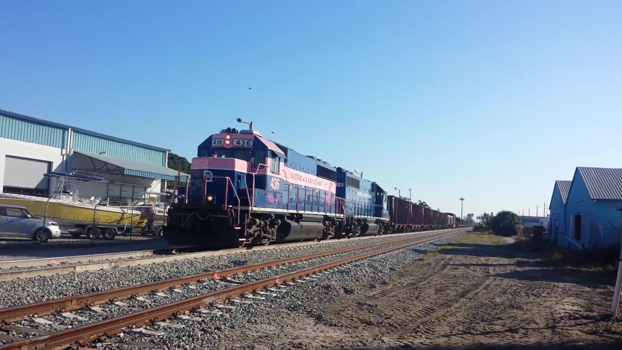 FEC Train 945 #2001 w/ Pink Lady 436 - YouTube