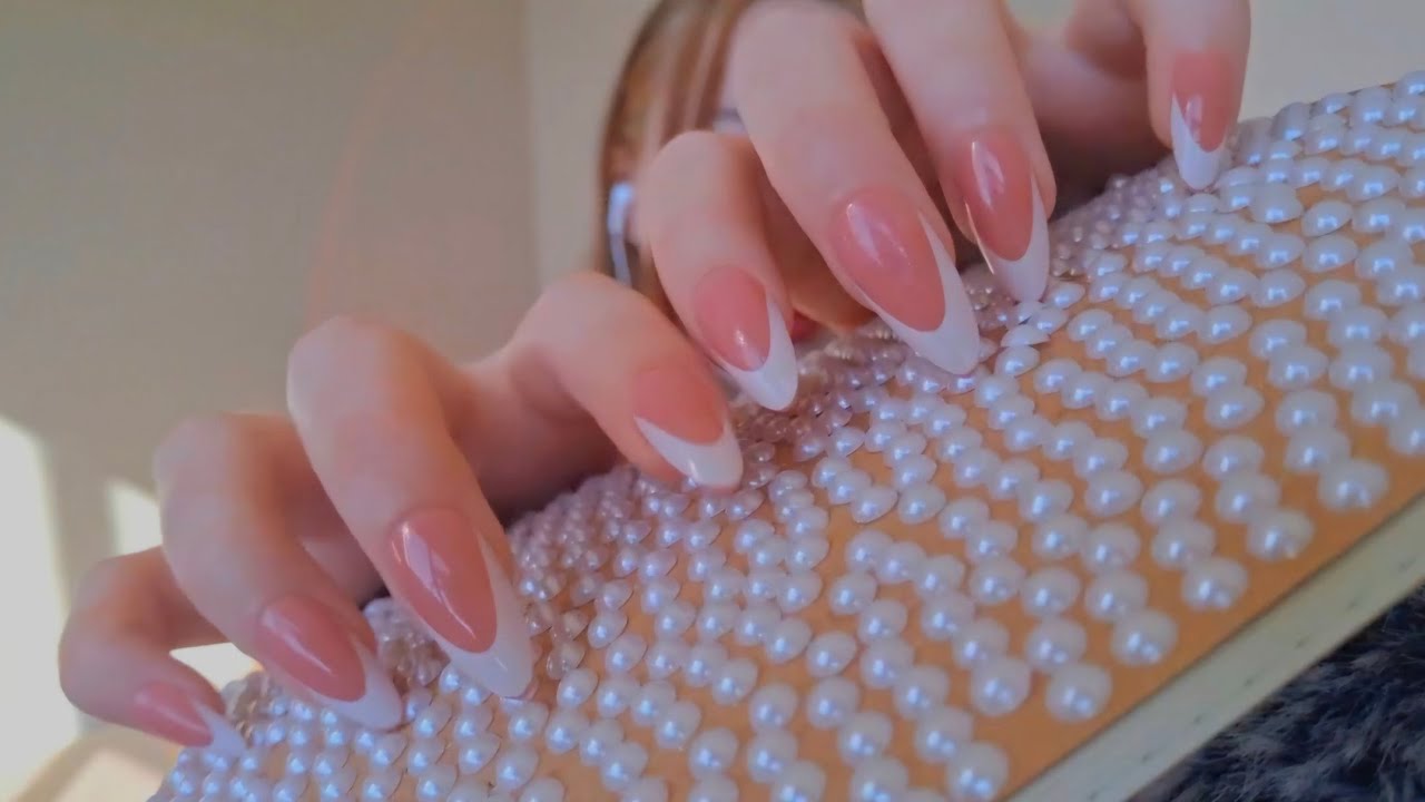 tappy scratchy ASMR *no talking* - YouTube