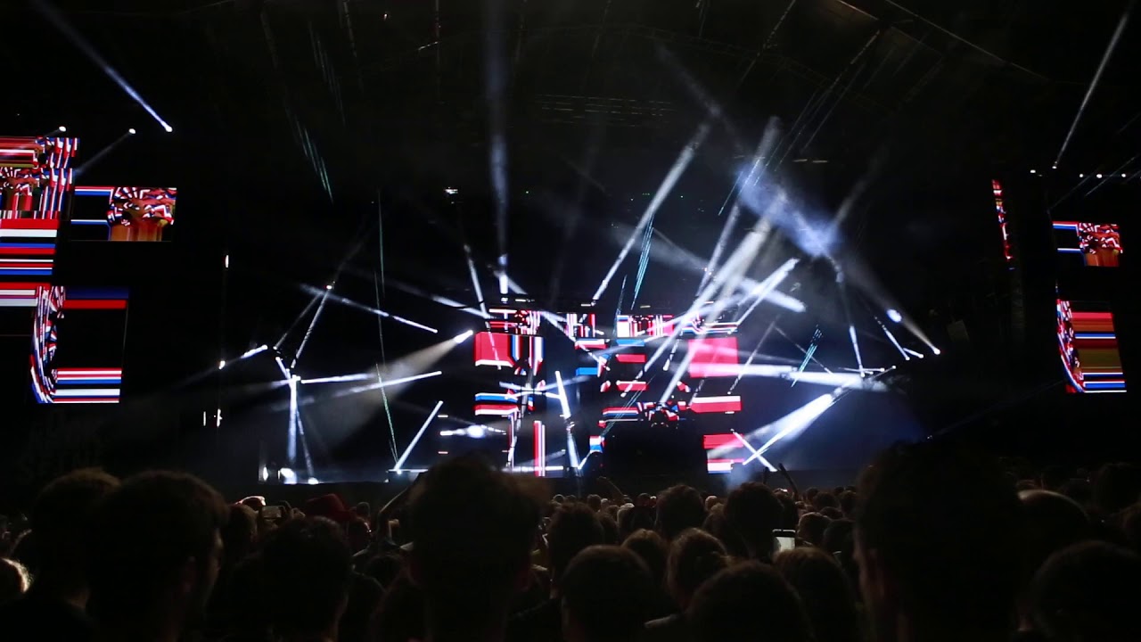 Aphex Twin - Live @ Rock en Seine 2019 - YouTube