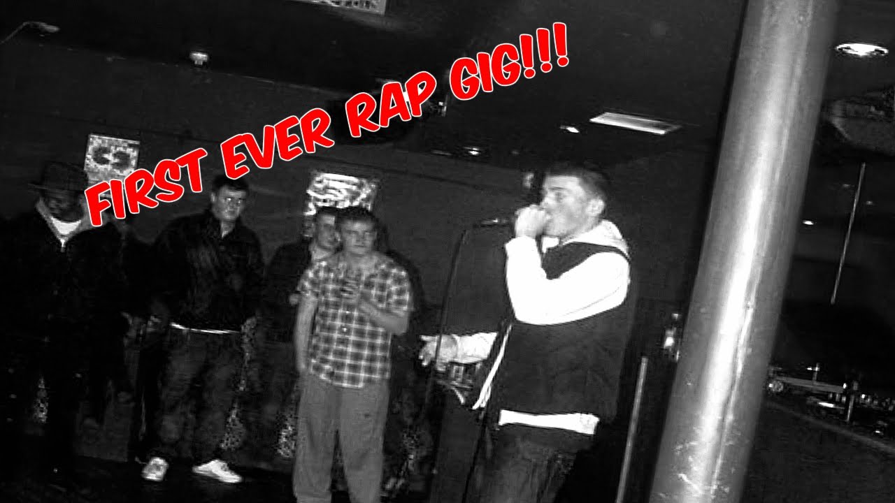 FIRST EVER RAP GIG!!! - YouTube