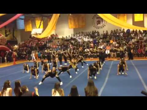 Pace cheer Homecoming 2013 - YouTube