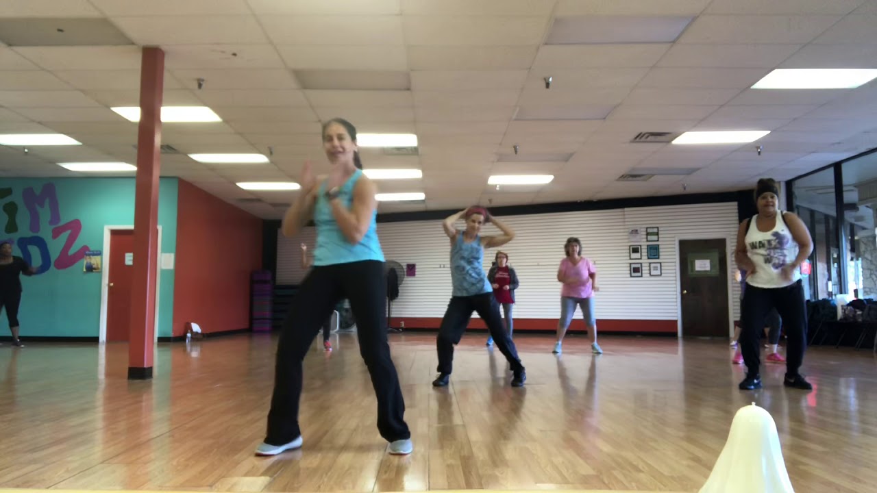 “Level Up” Zumba with Rachel P. - YouTube