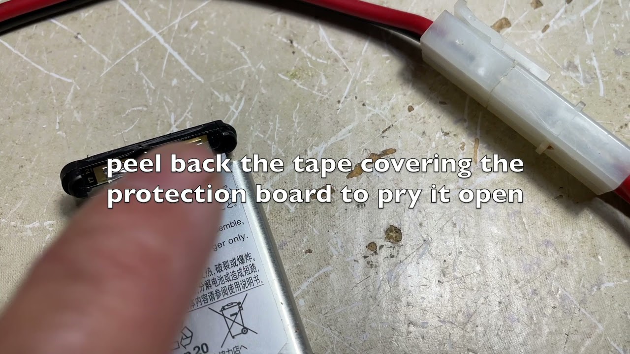 Reviving a dead Nikon Coolpix camera battery - YouTube