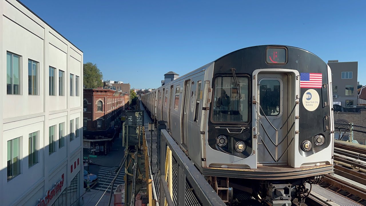 BMT West End Line: (D) Local and (R) (W) Express Trains @ 50th Street ...