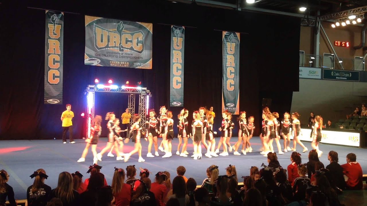 Moose Jaw Cobras Cheer Squad @ URCC #1 - YouTube