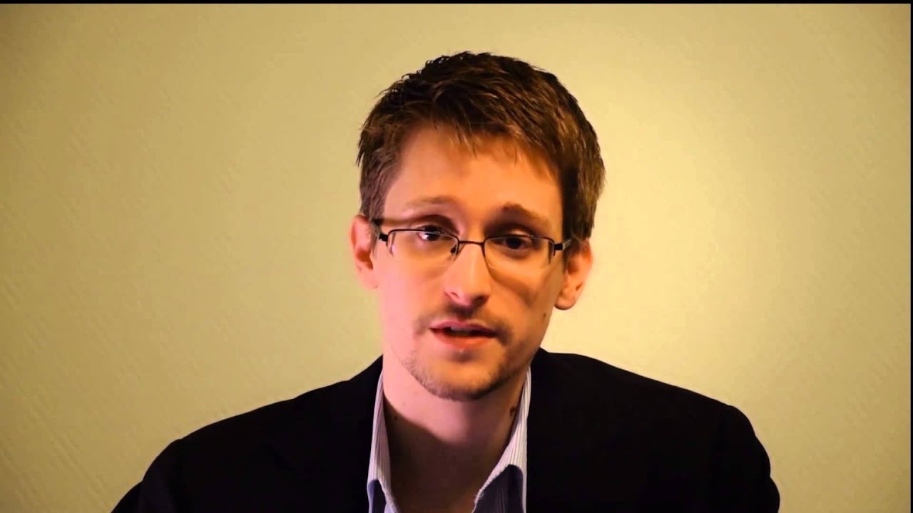 Snowden Pays Homage to Sam Adams Awardee Chelsea Manning | Oxford Union ...