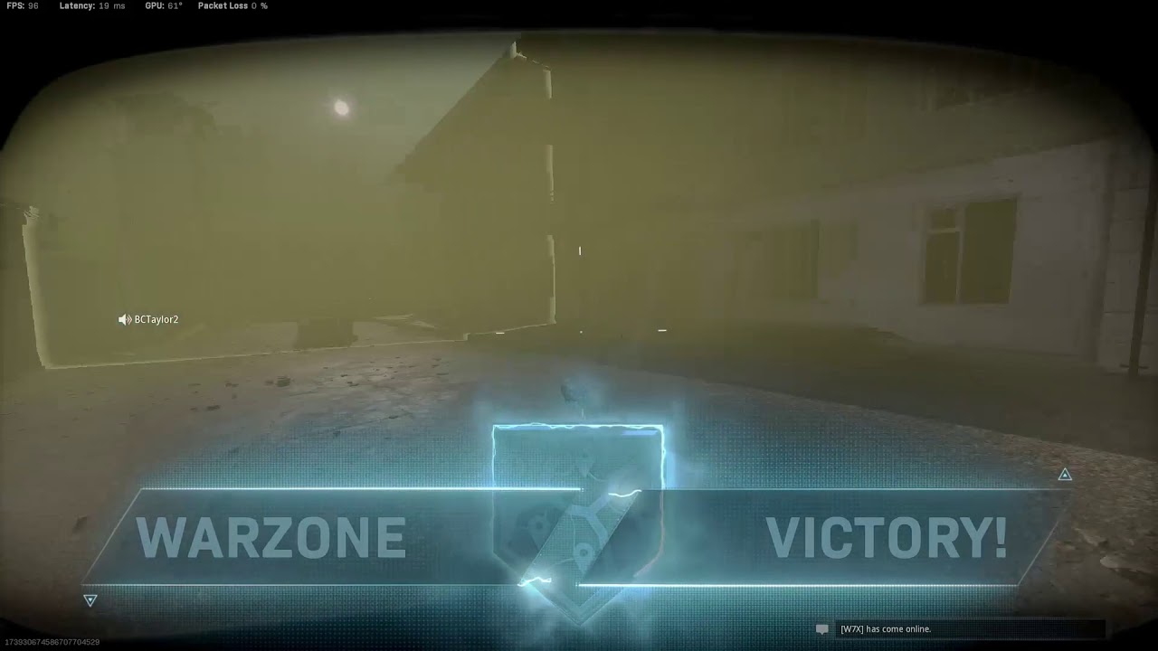 Warzone Clutch for the squad - YouTube