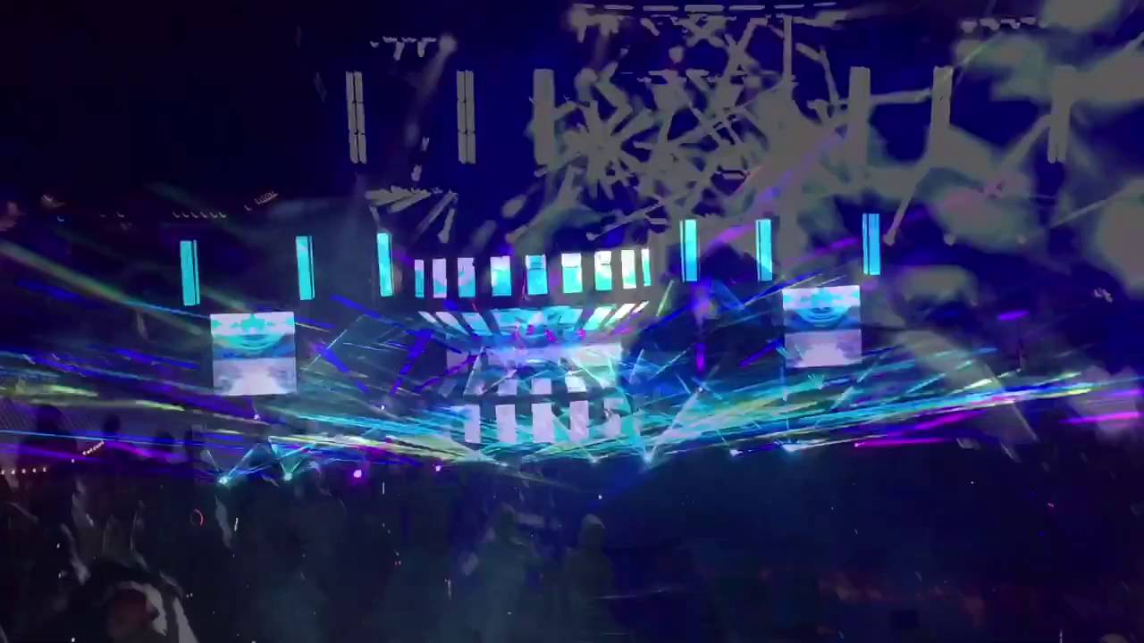 The Chainsmokers live @ Paradiso 2016 - YouTube