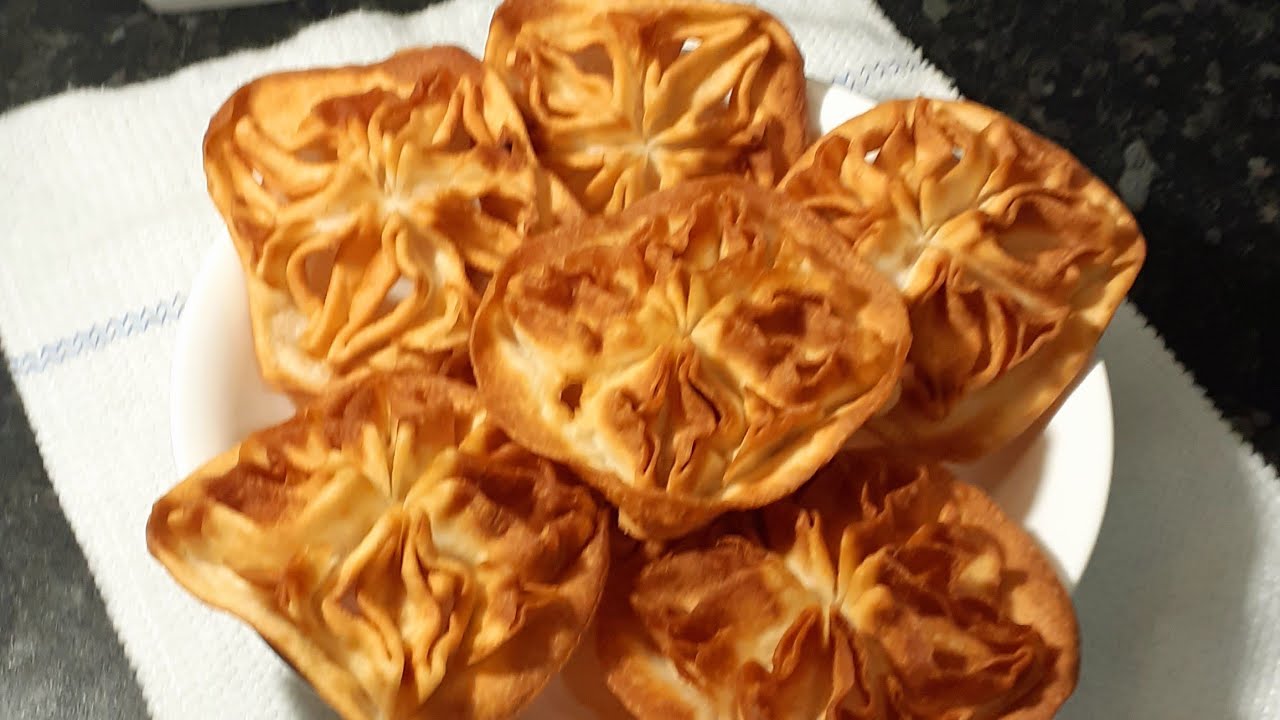 Pita Flower /Easy Rose Cookies Recipe/Fuljhuri Pita Recipe/সাজ পিঠা ...