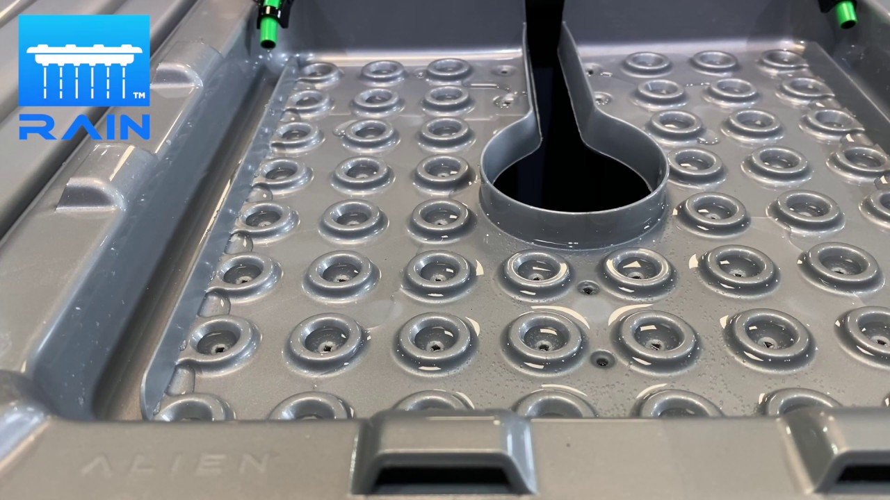 ALIEN® RAIN™ System lid delivering nutrient solution - YouTube
