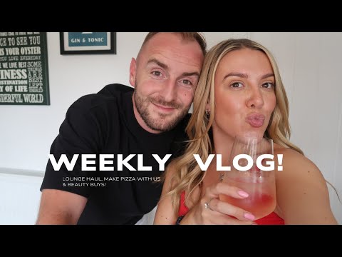 WEEKLY VLOG - lounge underwear haul, Homemade Pizza date night & beauty buys!