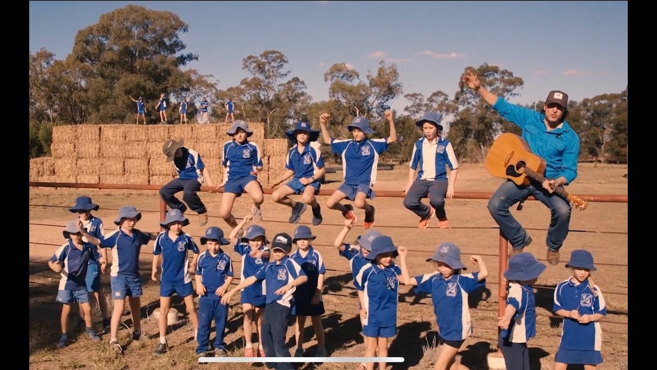 Catch ya at the Crossroads (Moonie State School) - YouTube