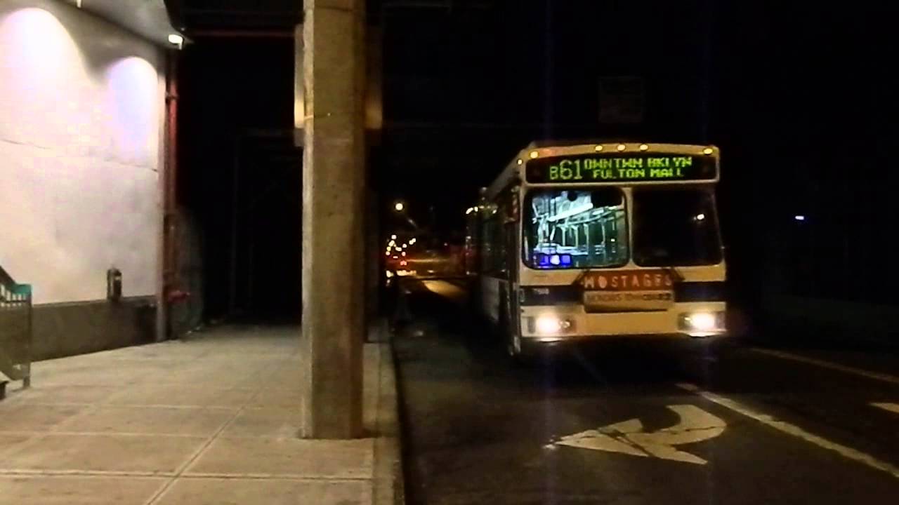 MTA New York City Bus 2003 DaimlerChrysler Orion 07.501 Gen-I CNG #7568 ...