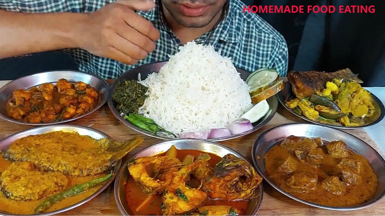 Real BEngali Food bual fish mastard curry praw masala rohu fish curry ...