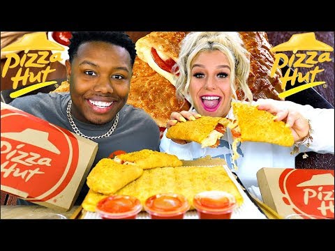 *NEW* Pepperoni P'Zone From Pizza Hut🍕🥖 - YouTube
