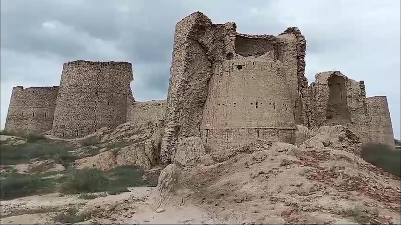 Meergarh Fort Qila Meer garh Kila Mirgarh Cholistan Desert || FACT ...