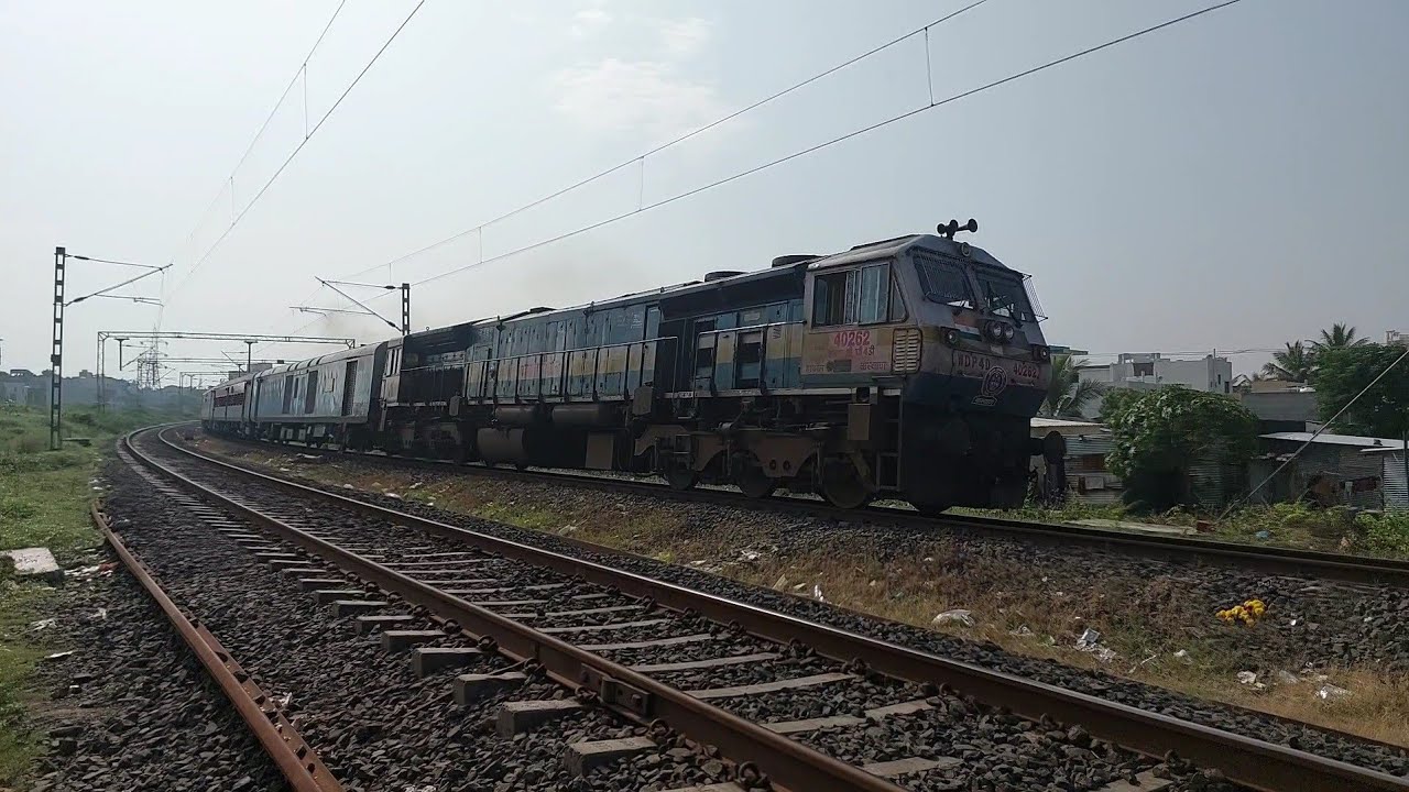20657: SSS Hubballi Junction - Hazrat Nizamuddin Sawai Gandharva ...