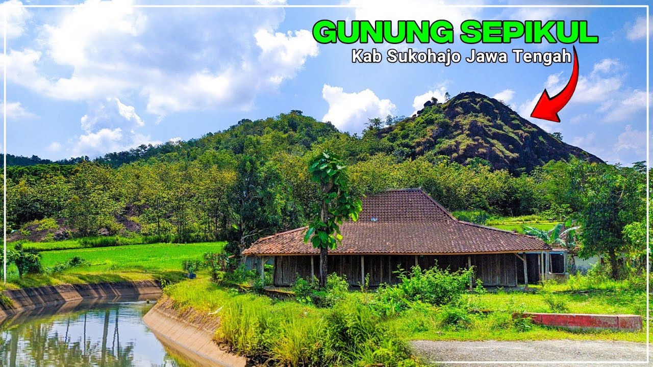 Sungguh indah 😍 Pedesaan dibawah kaki gunung api purba gajah mungkur ...